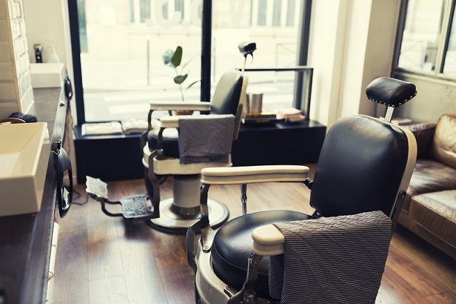 Barber Shop or Salon: Which Works the Best for You? - Beauty and the Mist