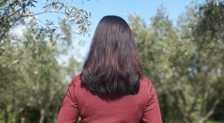 How To Cut Your Own Hair (For long Hair) - Beauty and the Mist