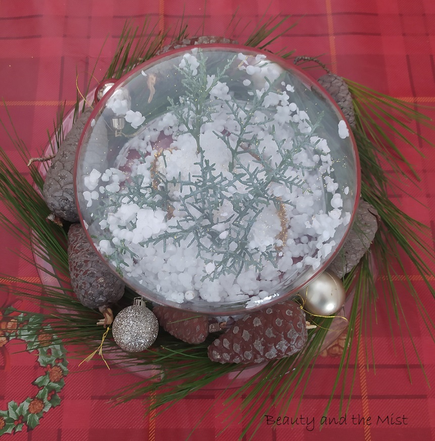 DIY: Christmas Decoration With Household Objects - Beauty and the Mist