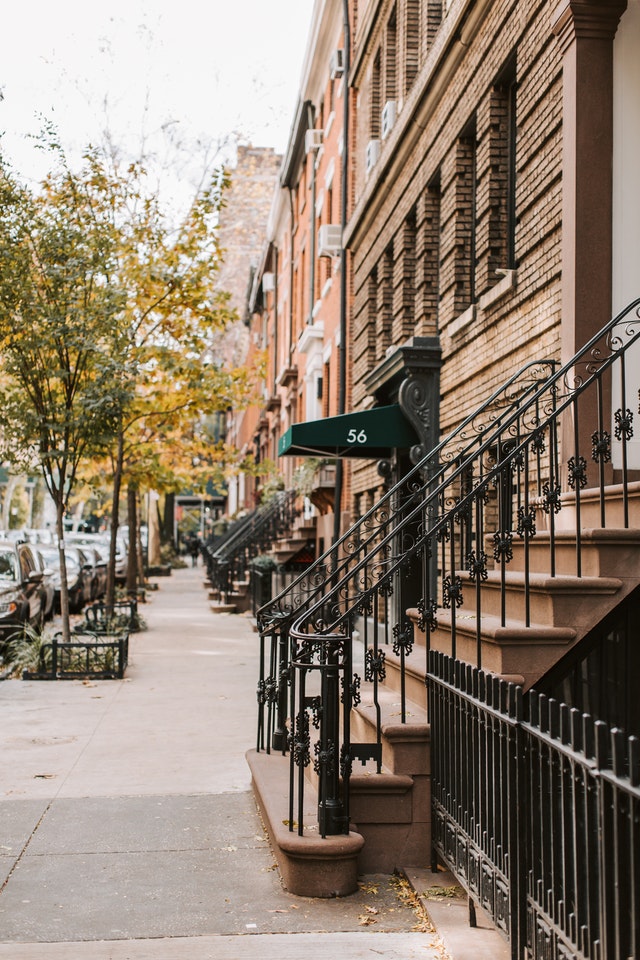 Moving to a Big City? How to Adjust to Your New Neighborhood - Beauty ...