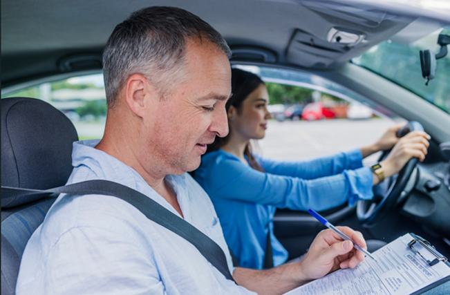 Key Steps for Parents to Guide Teens Toward Responsible Driving ...